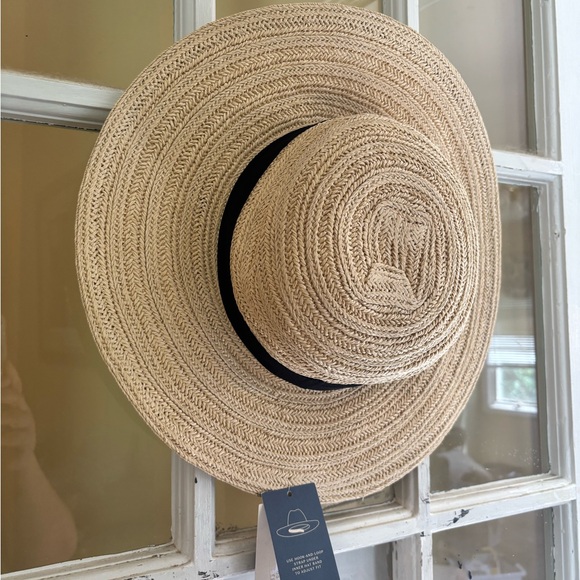 Universal Thread | Other | Straw Boater Adjustable Hat By Universal ...